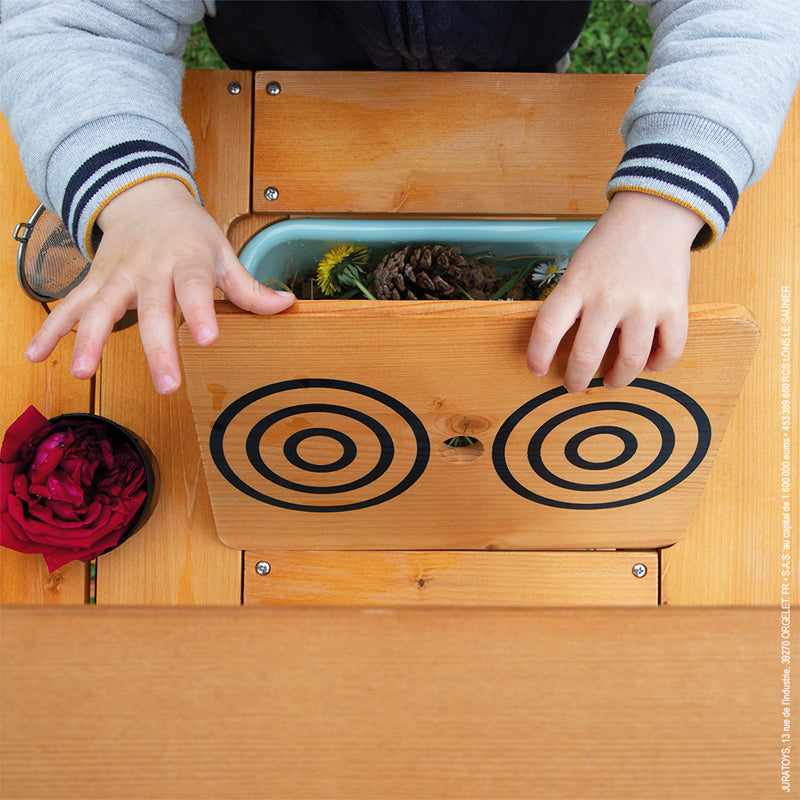 Janod Muddy Lab Outdoor Kitchen l Baby City UK